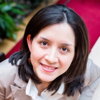 Céline Bayer - CTO / Coach agile - MANGOPAY.com | My Job Glasses Expert