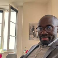 Tanoey Yoboua - Health Solution Partner - Pfizer | My Job Glasses Expert